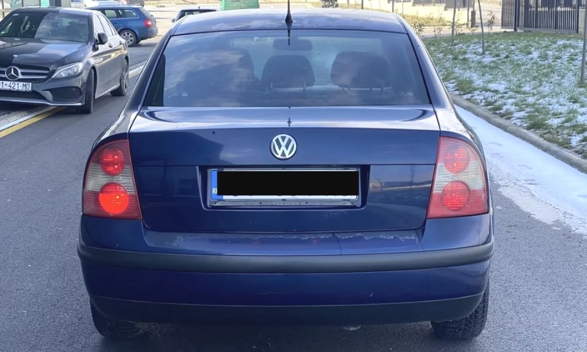 Auto in vendita a pristina, volkswagen, 2004 diesel,kambio manual ...