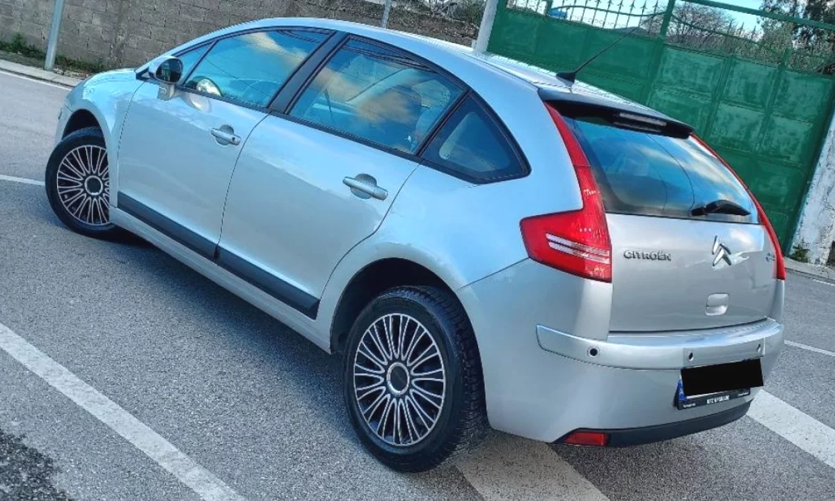 Makina ne shitje ne vlore, citroen, 2010 benzine,kambio manual pagesa ...