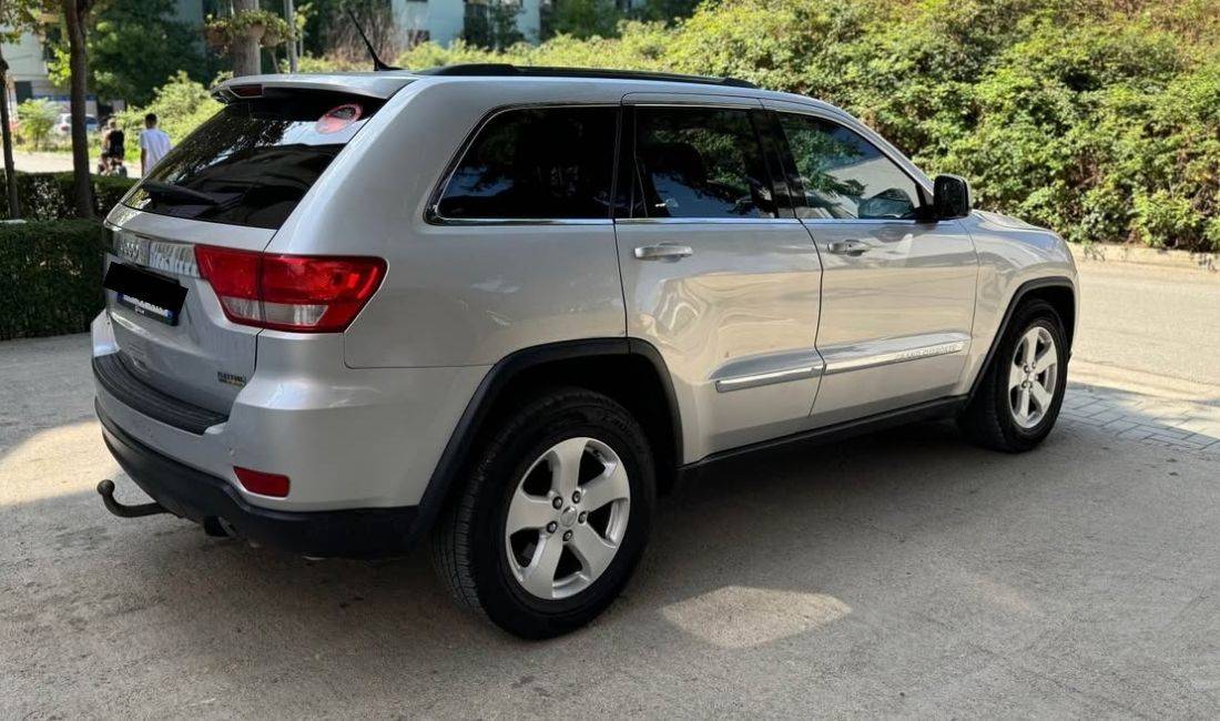 Makina ne shitje ne tirane, jeep, 2011 gasoline-gas,kambio automatik ...