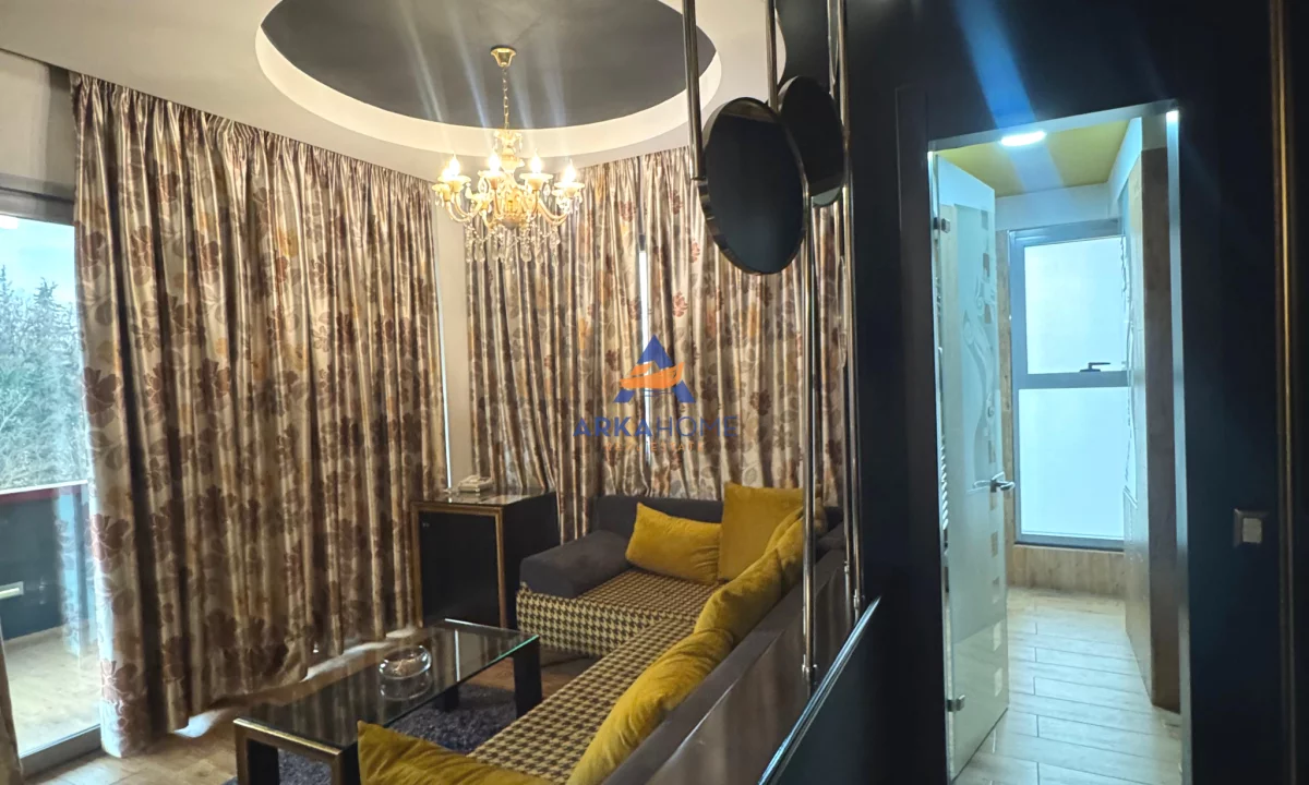 Shitet hotel 9-katesh "rruga elbasanit" 6.500.000 euro - Tirane